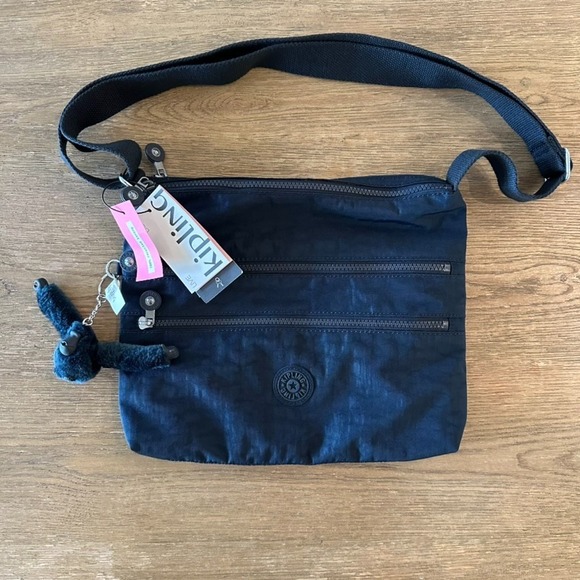 Kipling | Bags | New Kipling Alvar Crossbody Live Light Bagbluefurry ...